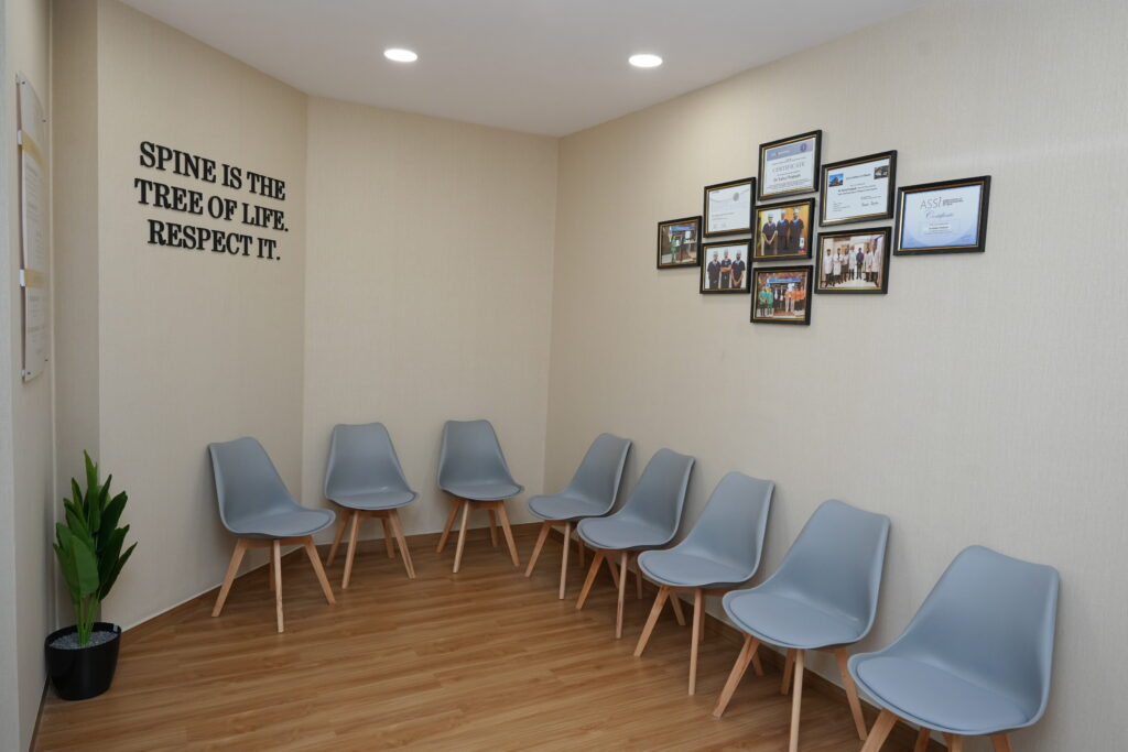 Best spine clinic in Andheri | One spine